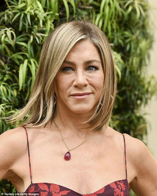 Surgeon Says Jennifer Aniston’s New ‘Tired and Aged’ Face is a Result ...
